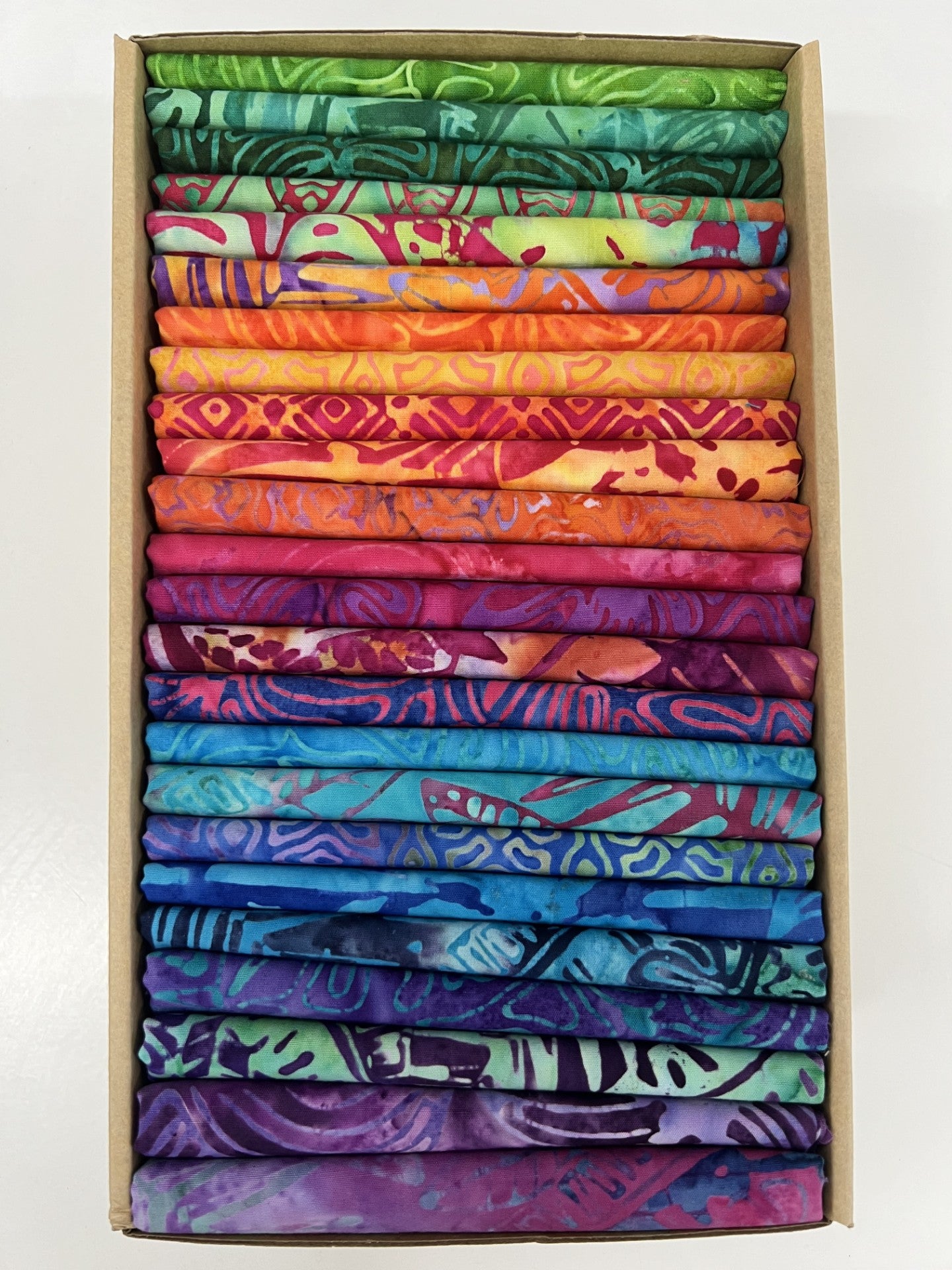Tropical Dream Fat Quarter Box - Batik Australia – Gosford Sewing ...